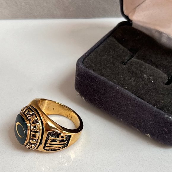 Balfour | Accessories | Vintage Chicago Bears Balfour Nfl Ring With ...